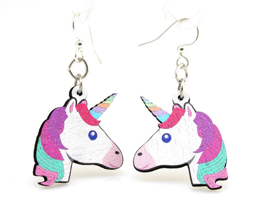 Unicorn earrings photos Flashcards | Memorang