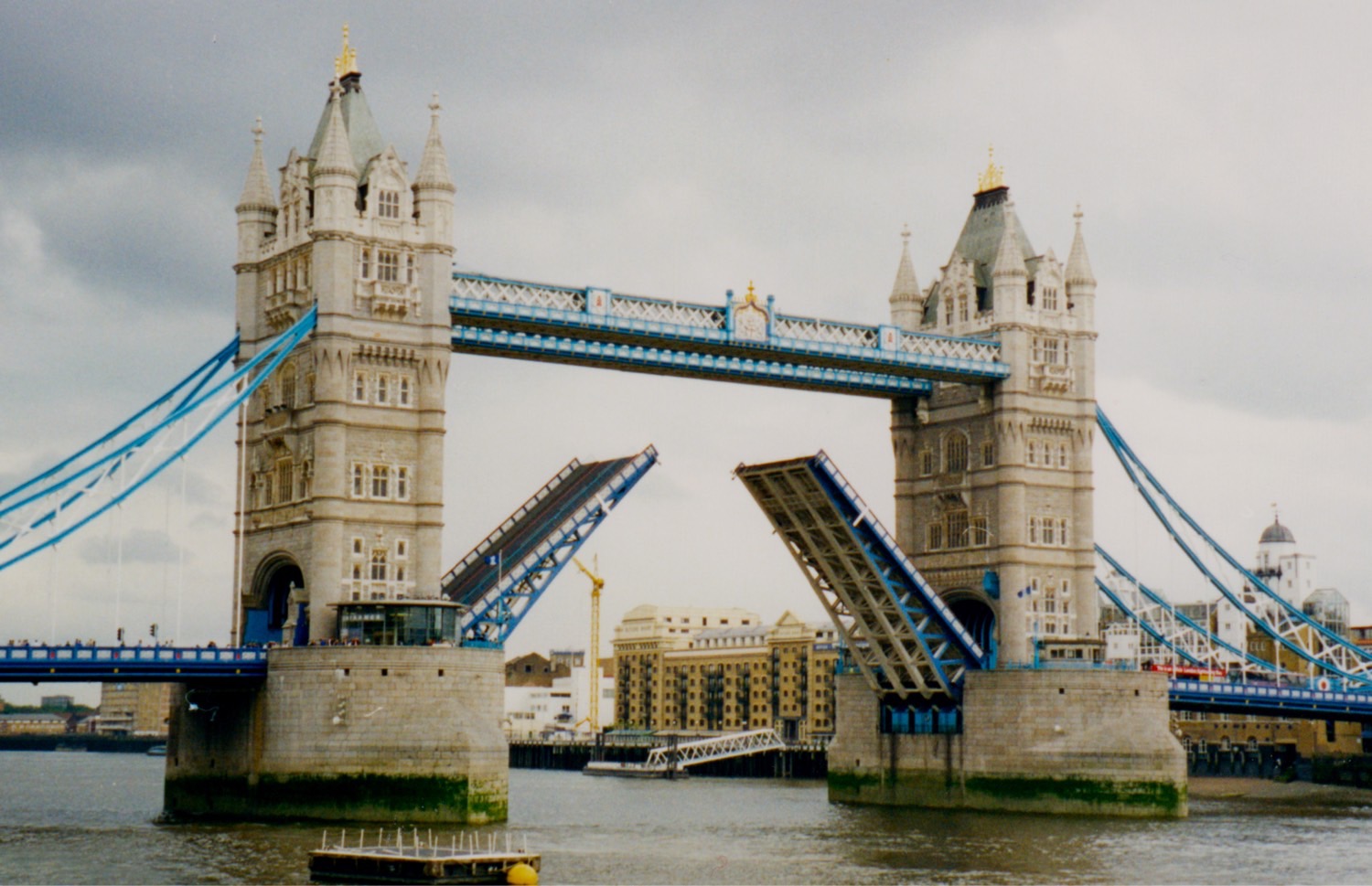 London Landmarks Flashcards | Memorang