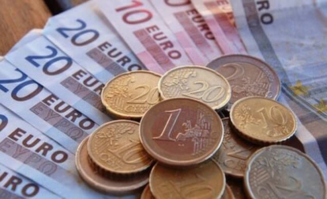 Types of money Flashcards | Memorang